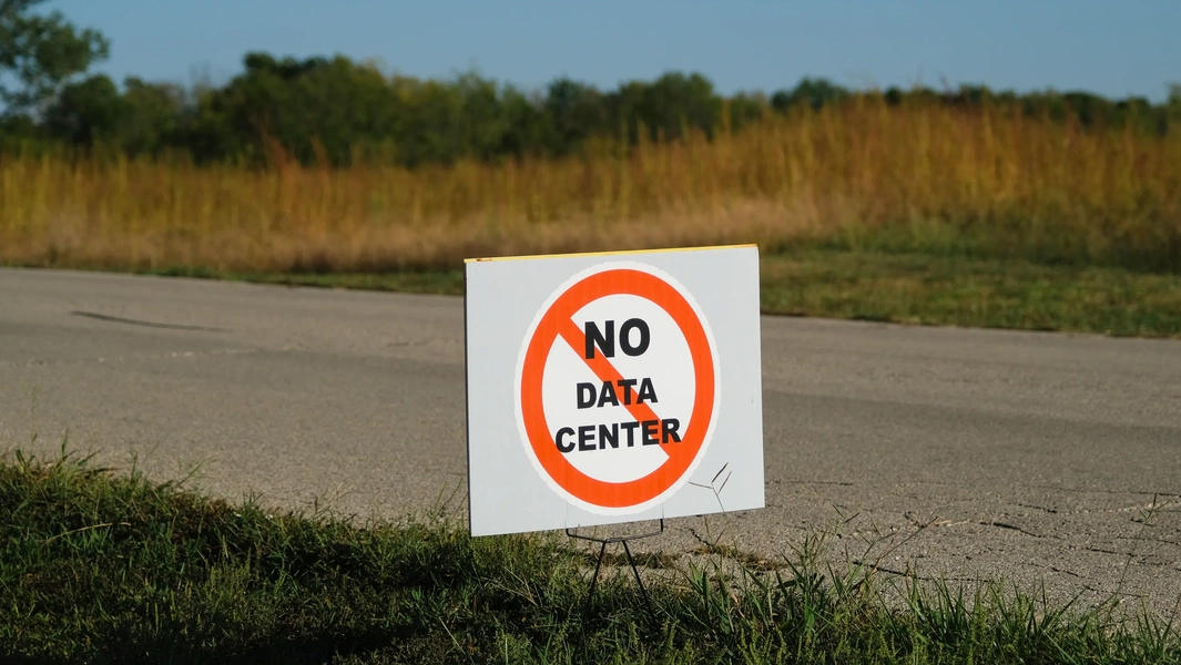 Brockovich map tops 6,600 reports as city halts data centers