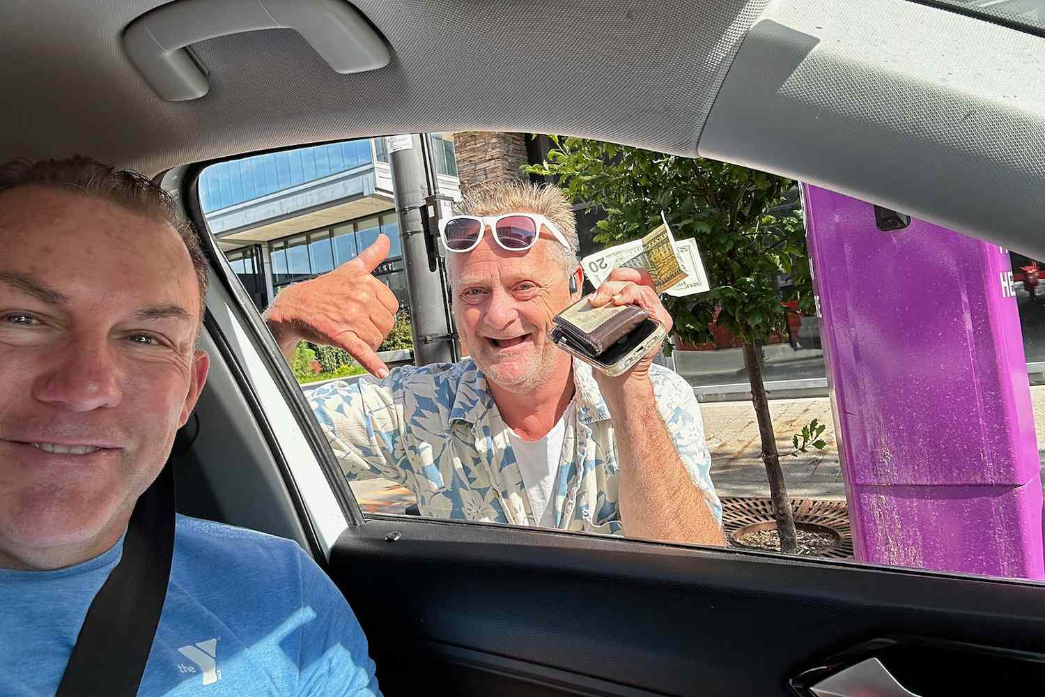 Man loses wallet full of cash, then finds a note inside his mailbox 3 ...