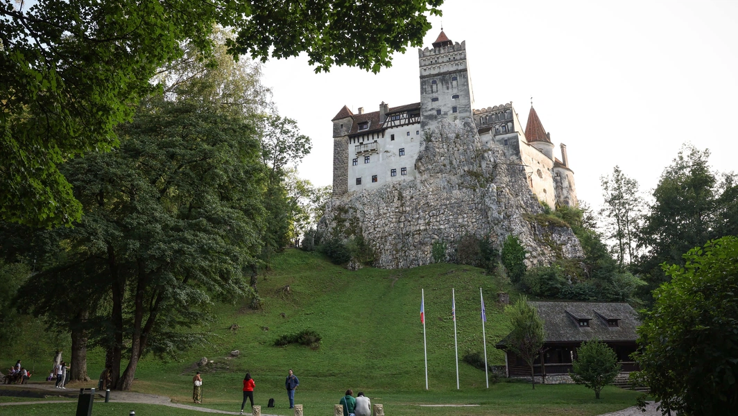 14 haunted buildings with chilling histories