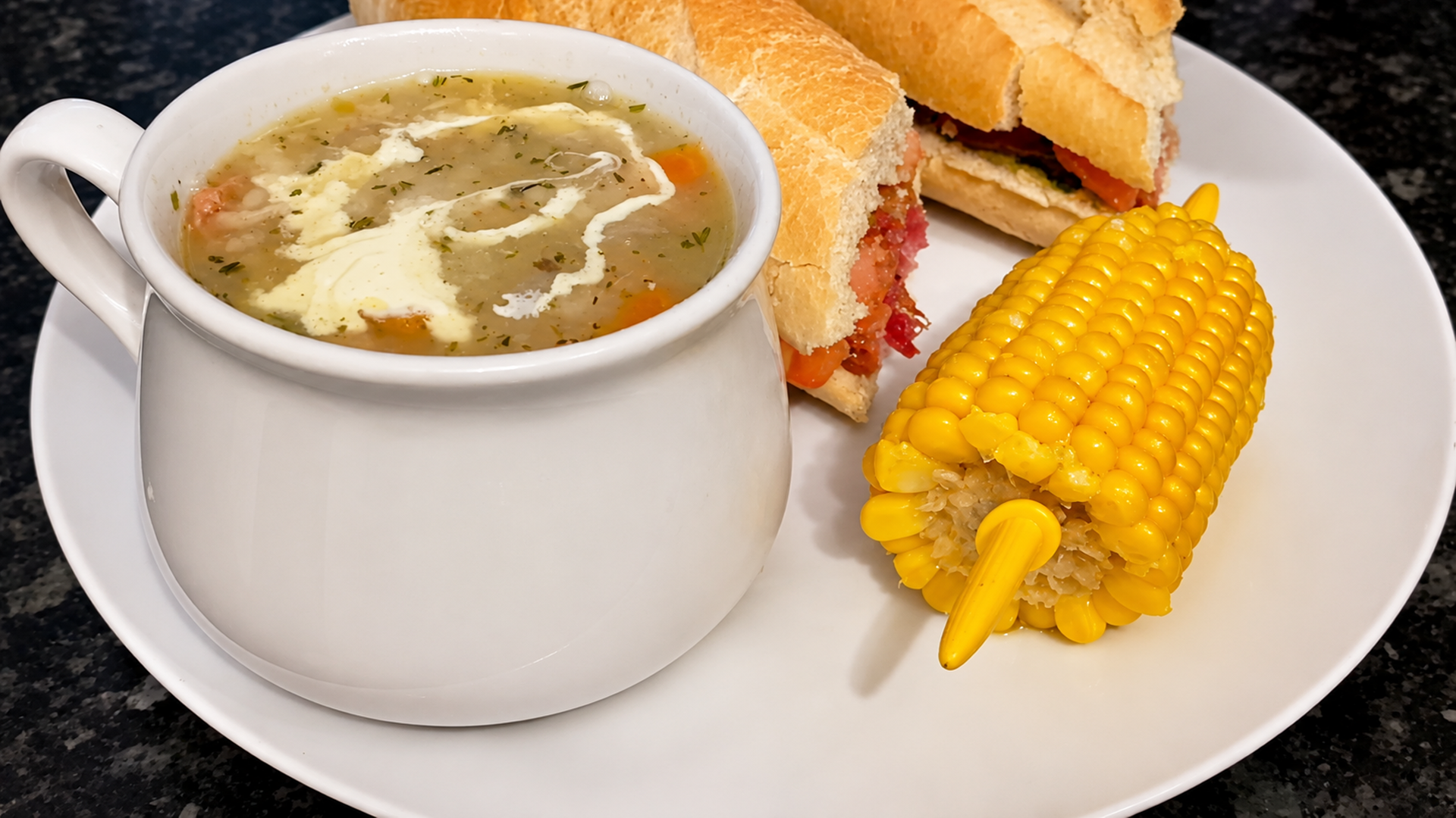 How to make the easiest slow cooker chicken soup