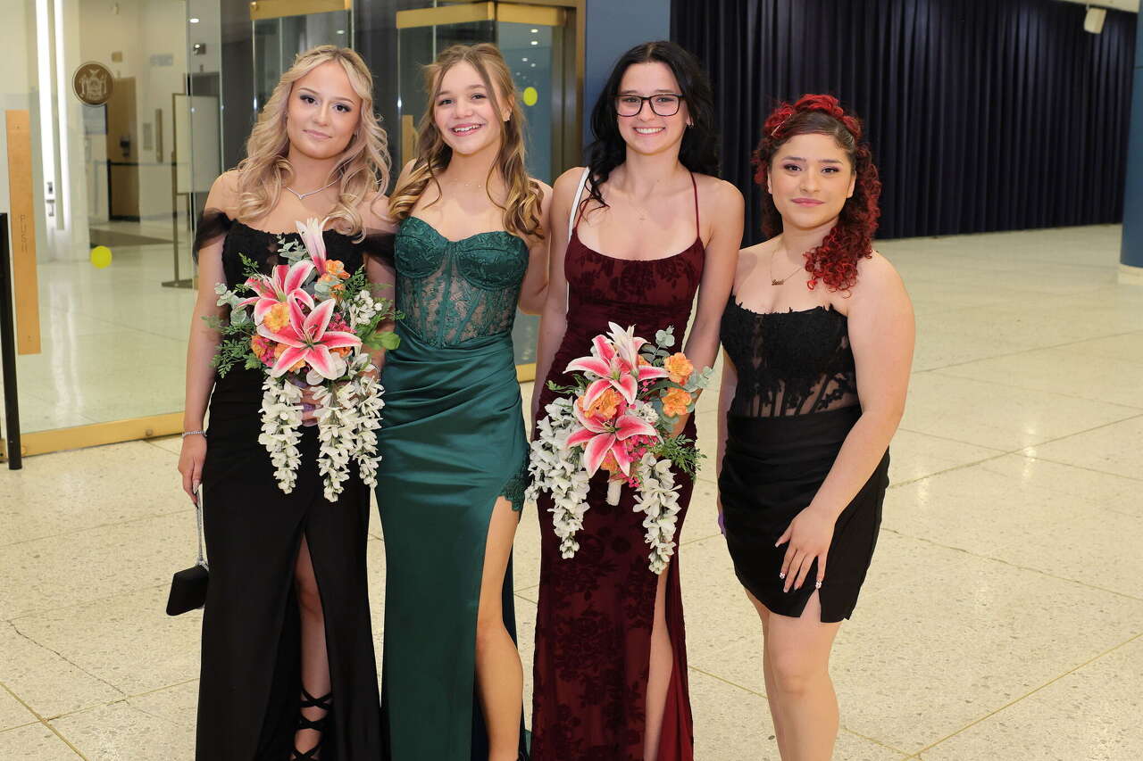 Seen: Shaker High junior prom 2026