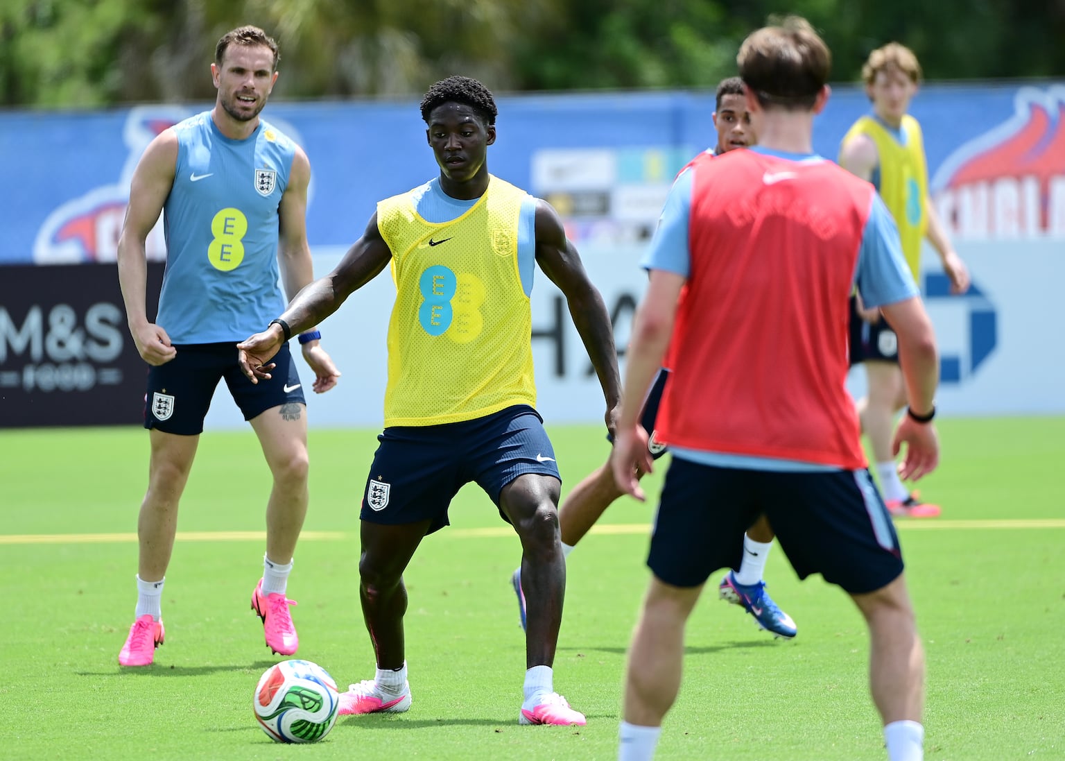 Kobbie Mainoo: England can '100 per cent' win World Cup