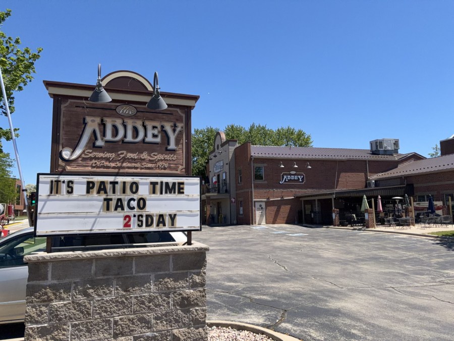 Owner of De Pere’s The Abbey Bar announces closing date