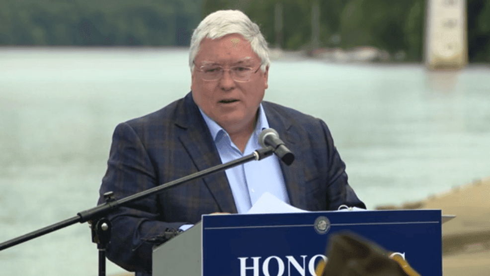 West Virginia Gov. Patrick Morrisey signs bill enforcing Purple Heart ...