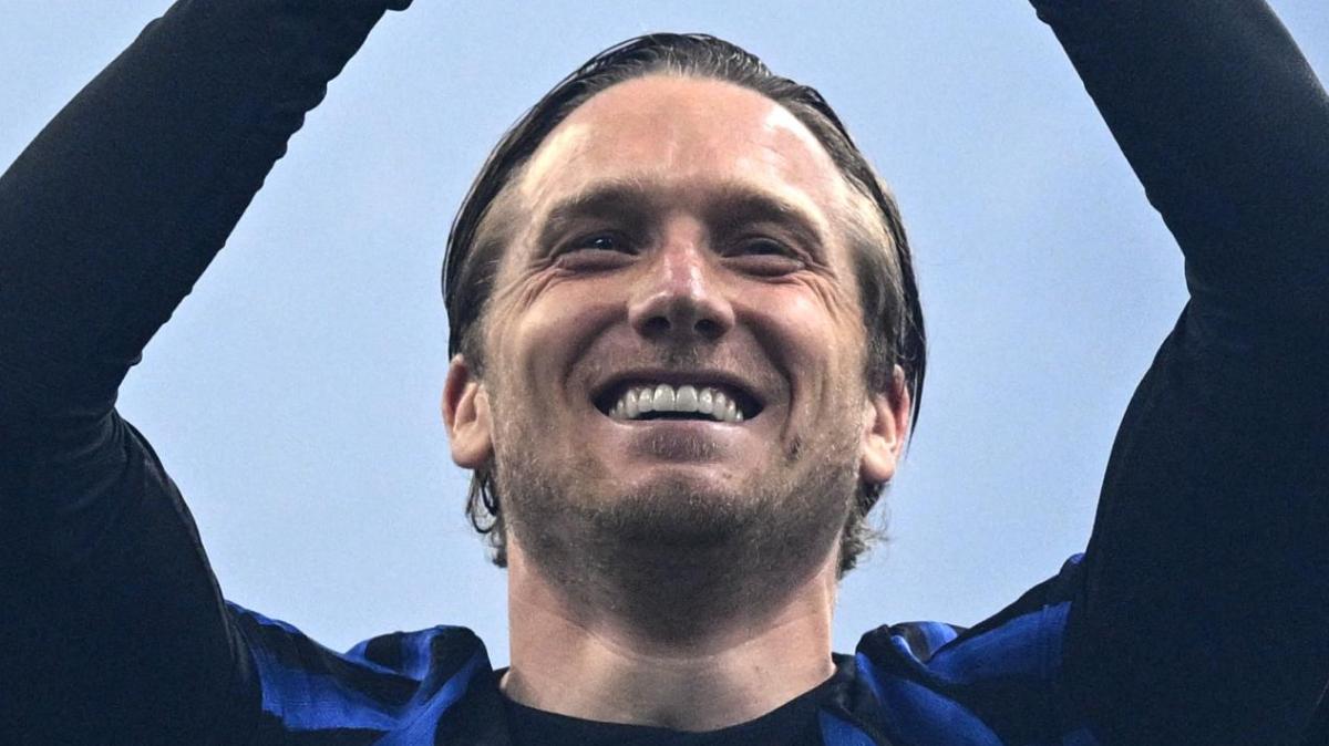 Video - Zielinski incontra i campioni del coraggio all'ospedale di ...