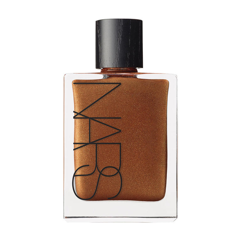 The 10 best shimmer body oils guarantee that you’ll feel like a hotter ...