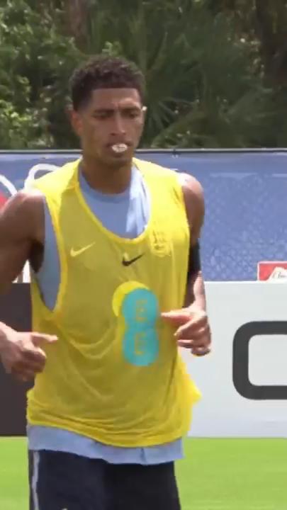 Vertical Soccer WC26 England Training.