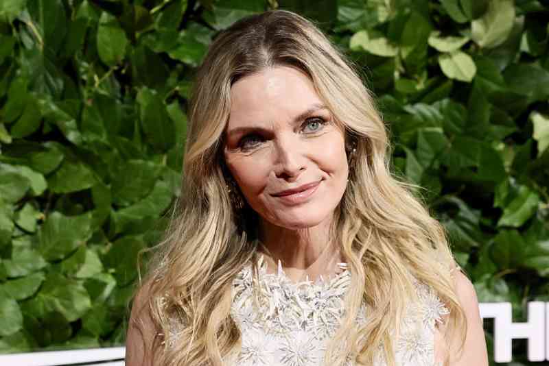 Stunning! Michelle Pfeiffer stuns fans at 68 at glamorous awards night