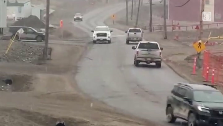Light flurries fall around Iqaluit, Nunavut