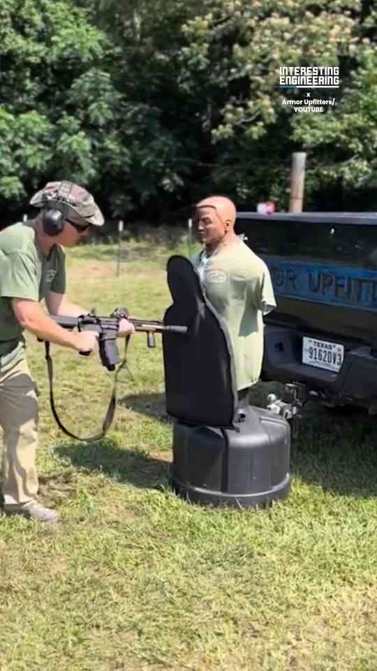 Bulletproof seat shield test