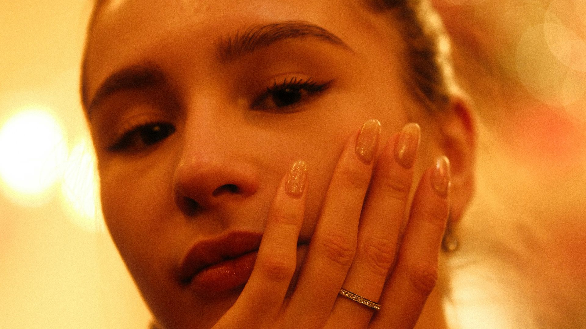 10 nail styles men find elegant & 10 that usually confuse them