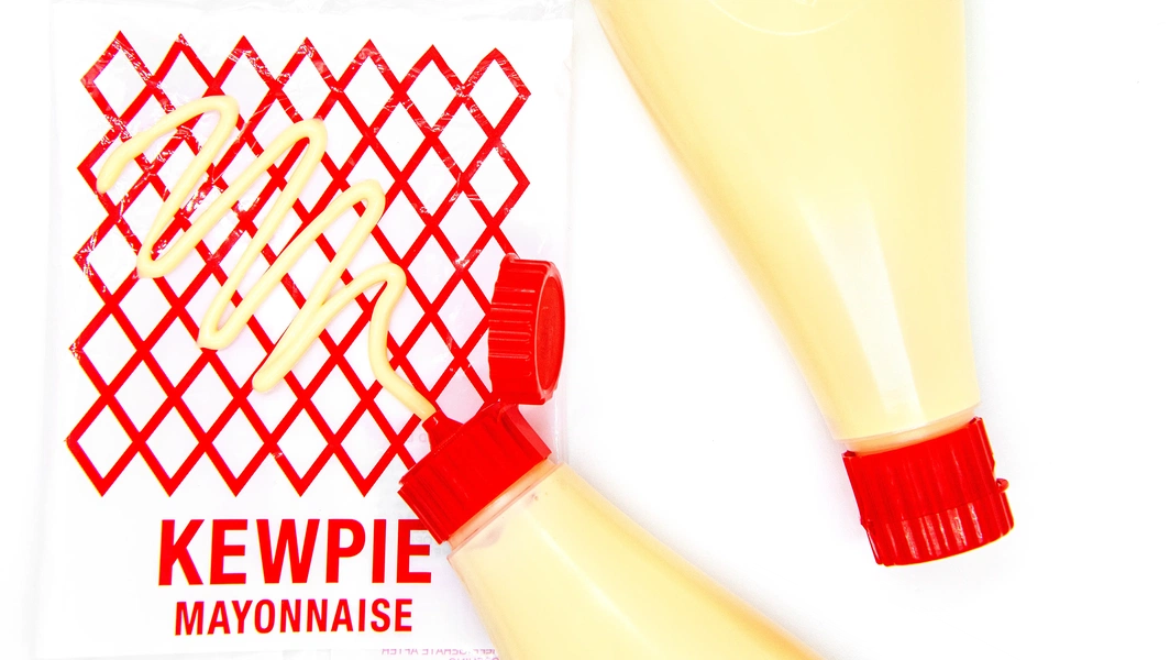 Kewpie and regular mayonnaise compared