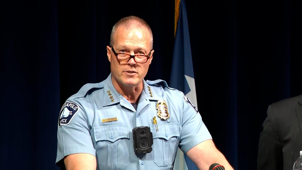 Minneapolis mayor names Bill Peterson interim police chief after Brian ...
