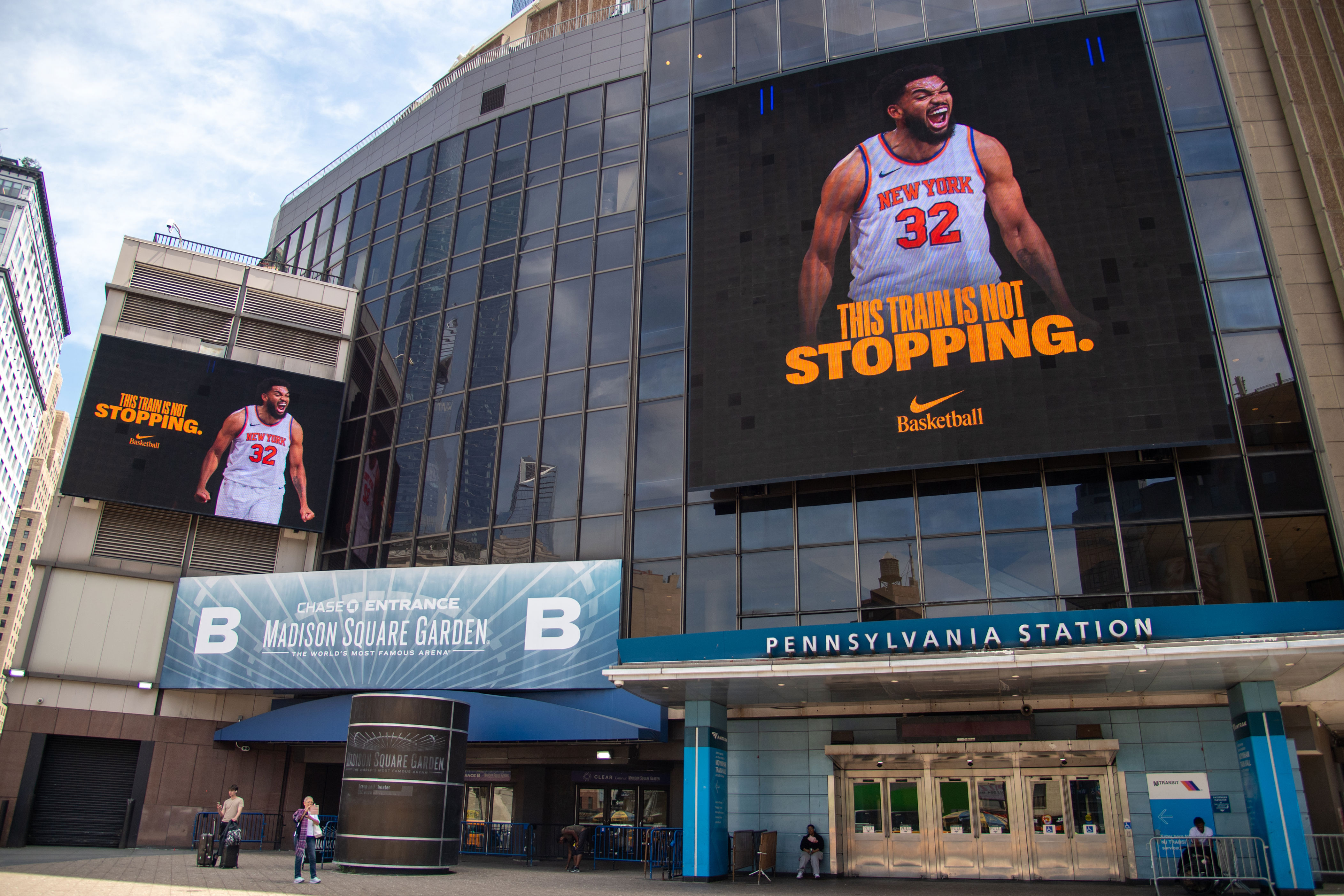 Knicks watch parties: Where to watch games 1 and 2 of NBA Finals in NYC