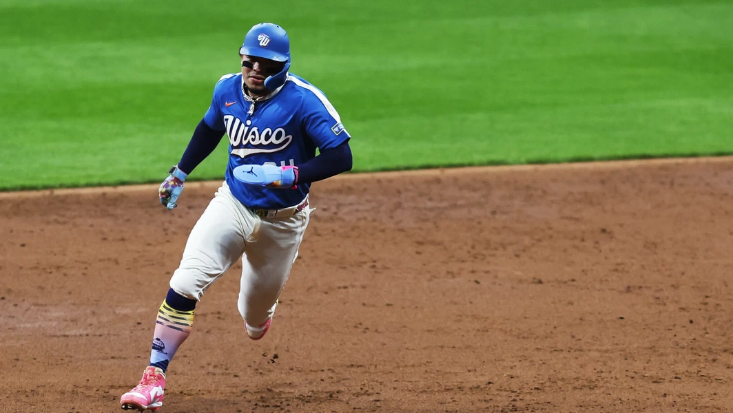 Baldwin tops MLB catcher rankings despite injury setback