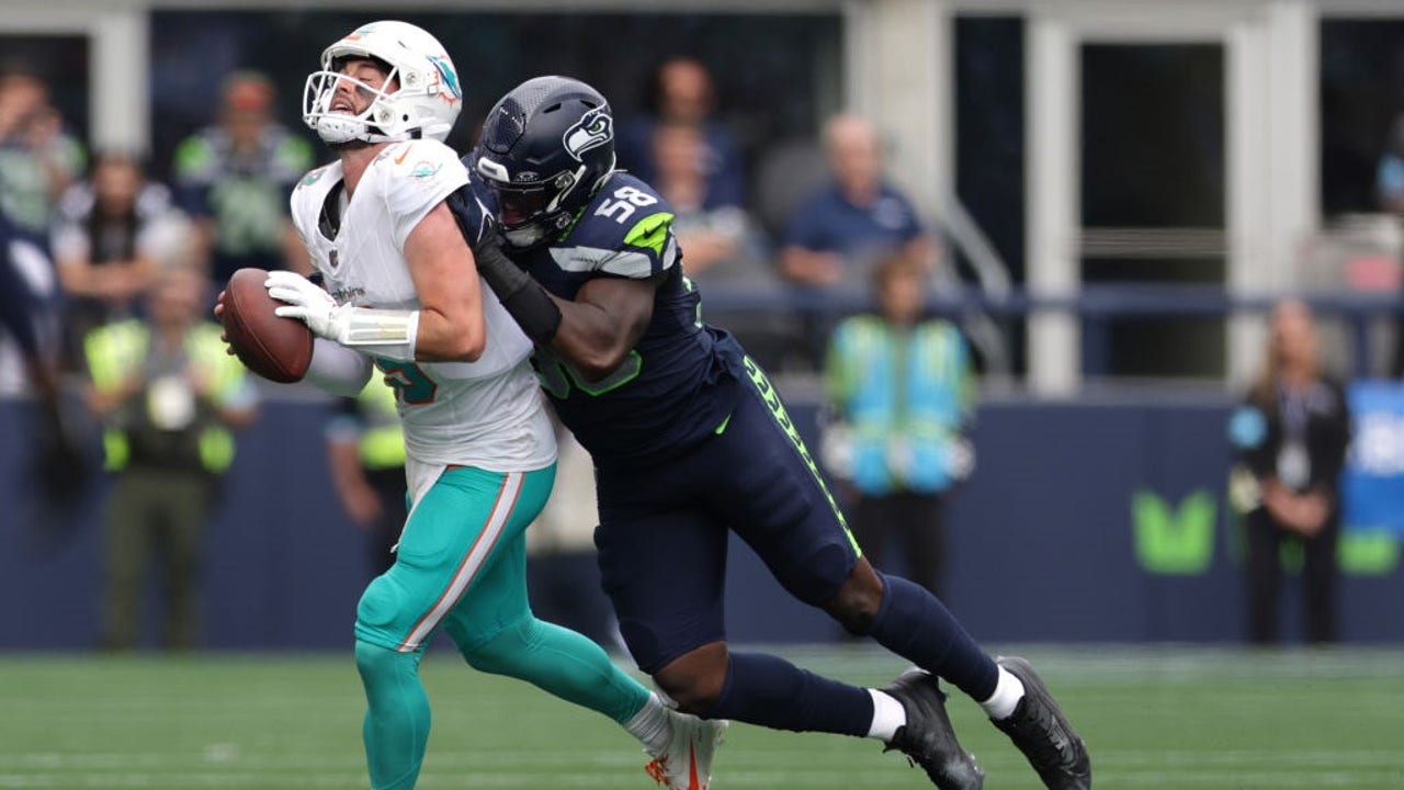 Seattle Seahawks, linebacker Derick Hall working toward a 3-year ...
