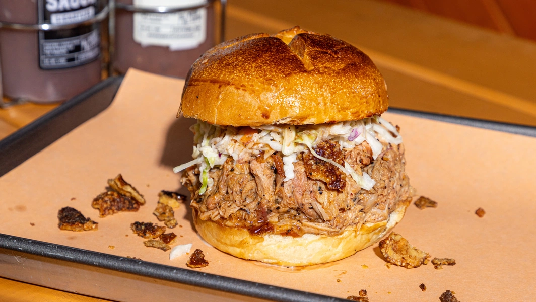 10 iconic local eateries across the United States