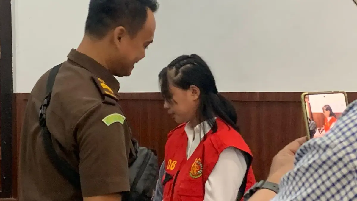 Tergiur bayaran Rp 2 juta, selebgram Surabaya nekat promosikan situs ...