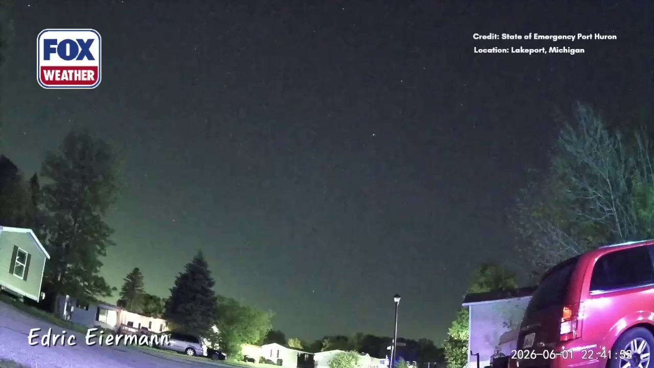 Meteor montage: Spectacular meteor dazzles across the Midwest