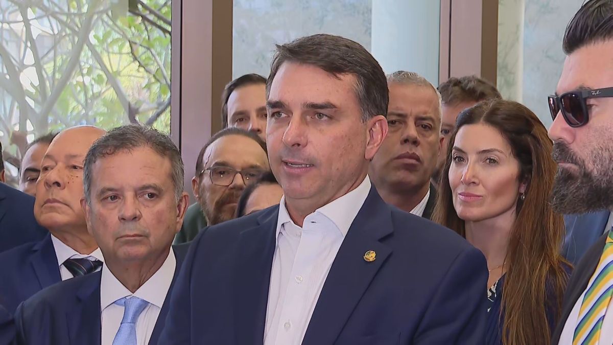 PL prevê desgaste de Flávio Bolsonaro com proposta de novas taxas dos EUA