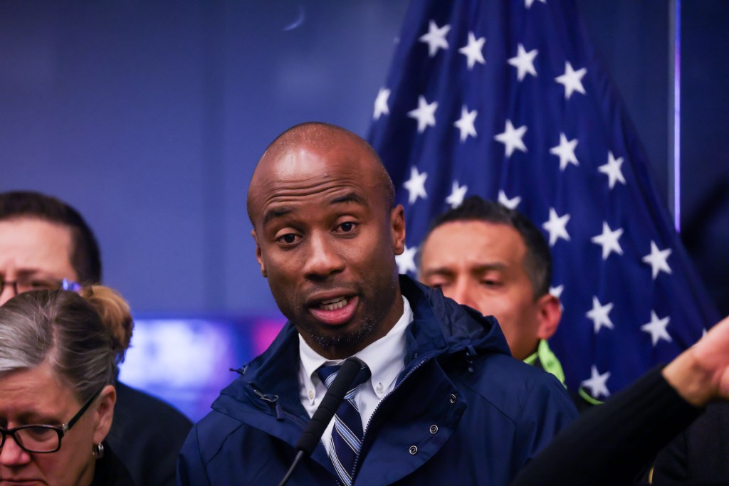 Powerful UFT snags teacher pay bumps of up to $9.5K in compromise deal ...