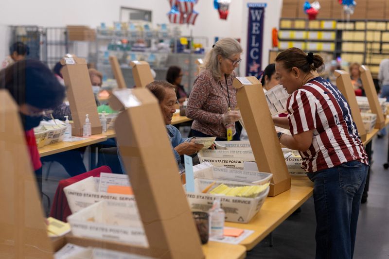 California votes in primary to pick new governor, and maybe tip balance ...
