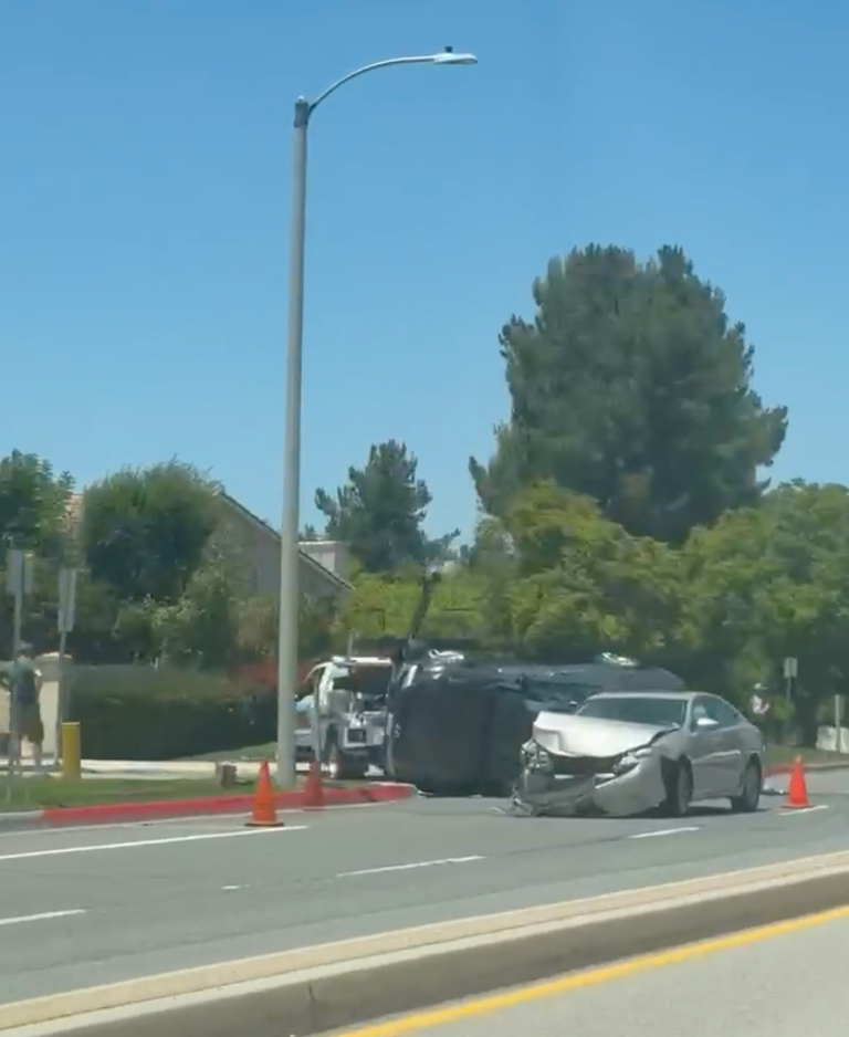 Two cars collide, 1 person injured near Temecula Middle School