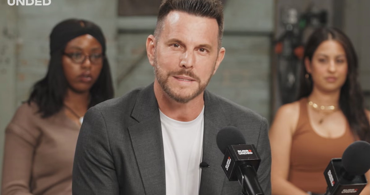Gay right-winger humiliated as he can't name a single thing in America ...