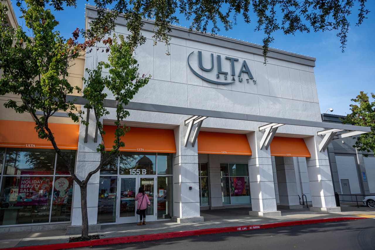 Ulta Beauty beats Wall Street’s expectations. Beauty buying is resilient.