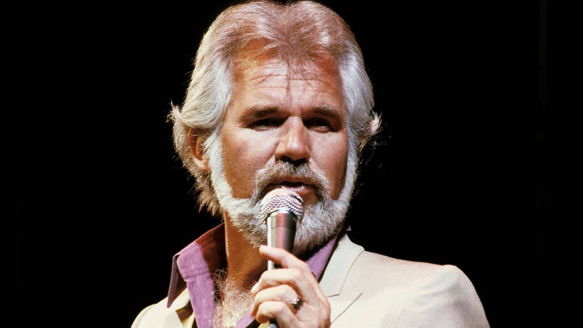 Kenny Rogers' widow celebrates their 29th wedding anniversary with ...