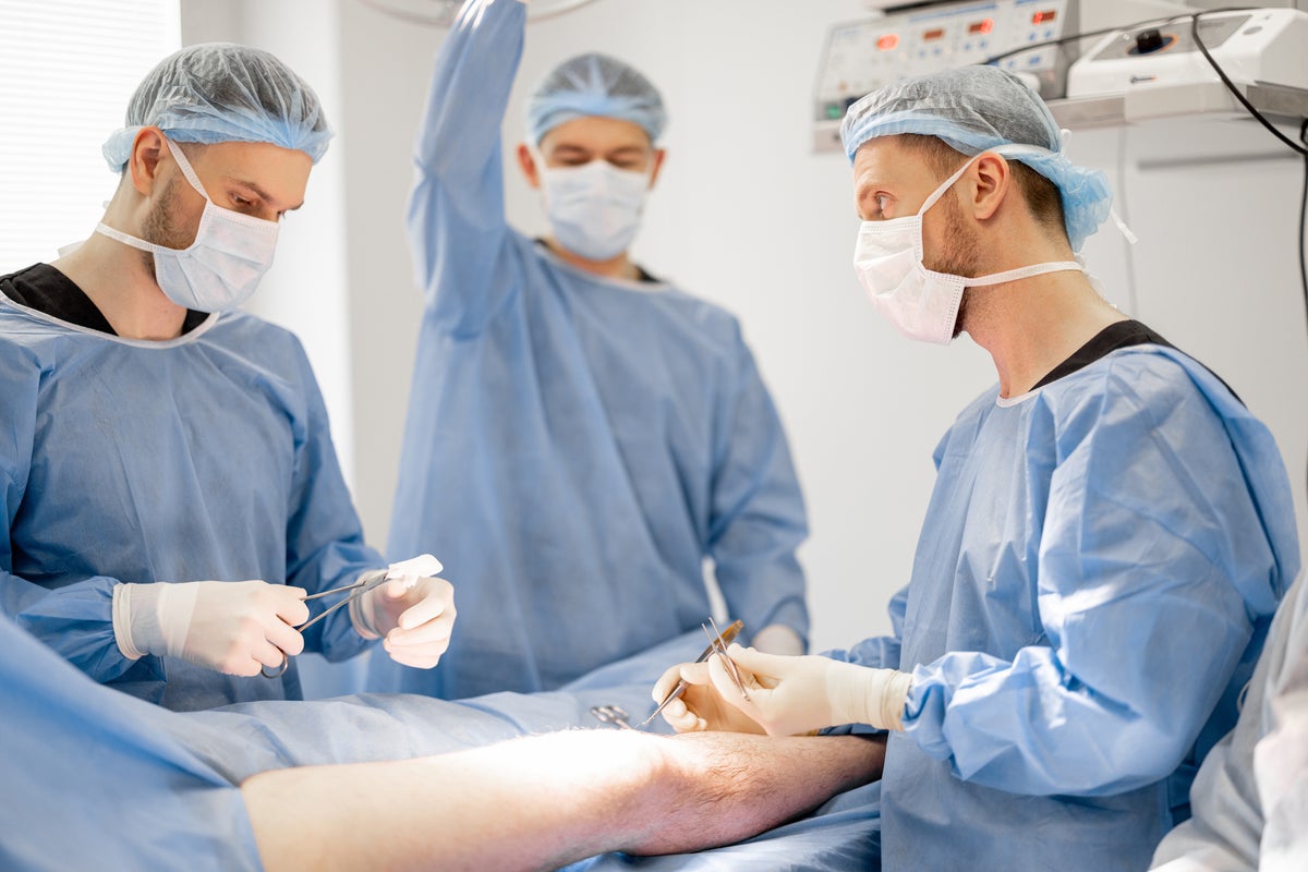 Medical tourism warning as Brits at risk of 'serious complications'