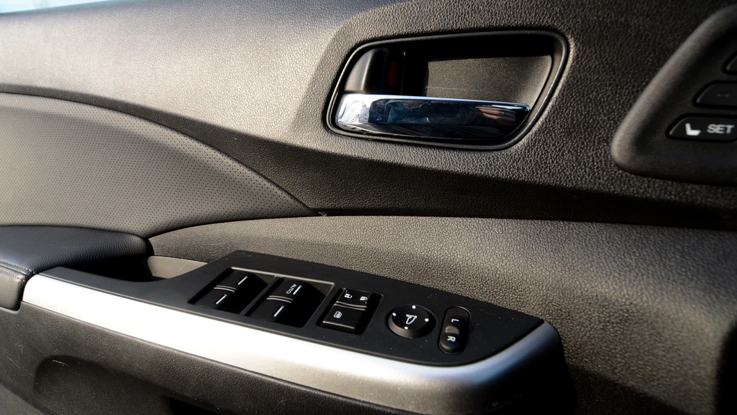 16 hidden car features you might be missing
