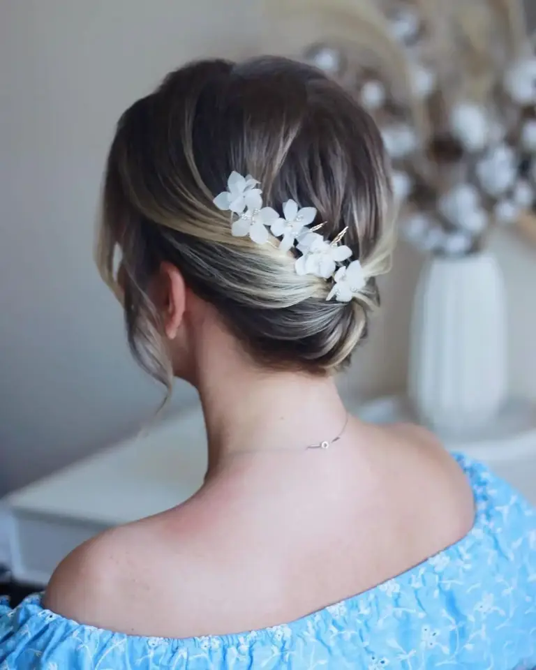 Moños con pelo corto para boda más elegantes y favorecedores