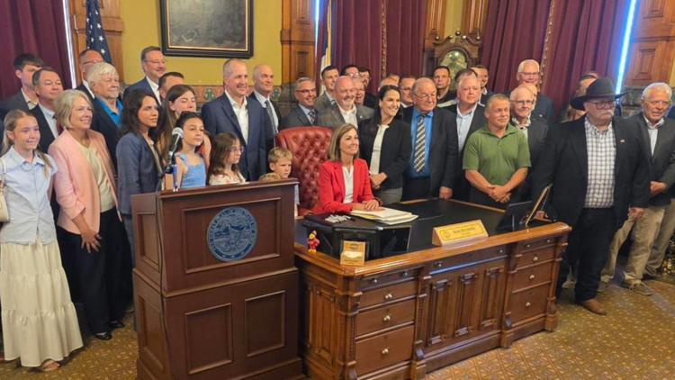 Gov. Kim Reynolds vetoes 5 bills, strikes certain provisions from 4 ...