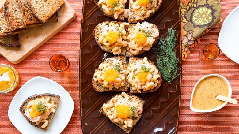 Shrimp salad toast Skagen recipe