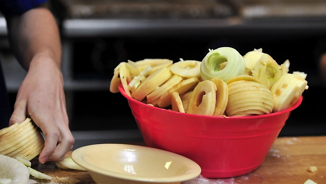 Apple pie magic starts with the right apples