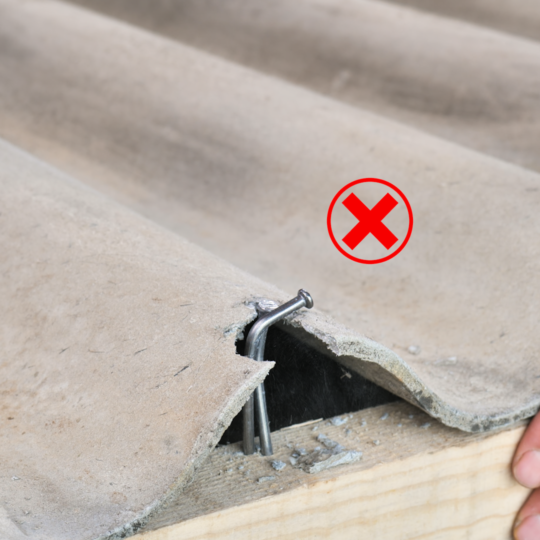 The one tip you need to know about hammering nails! 💯