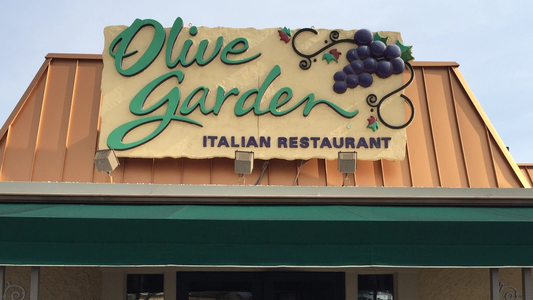 12 Olive Garden secret menu hacks