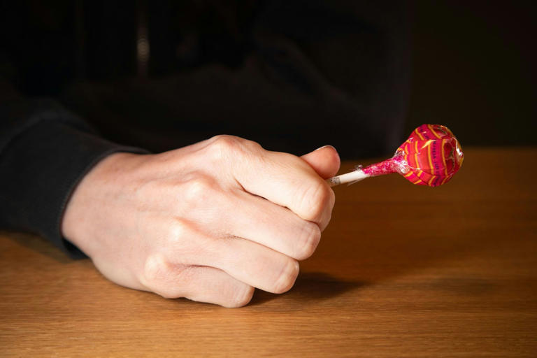 Schluss mit Fummelei: Dieser simple Dreh-Trick hilft beim nervigen ...