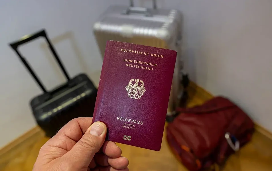 Simon Calder urges passport checks before summer EU trips