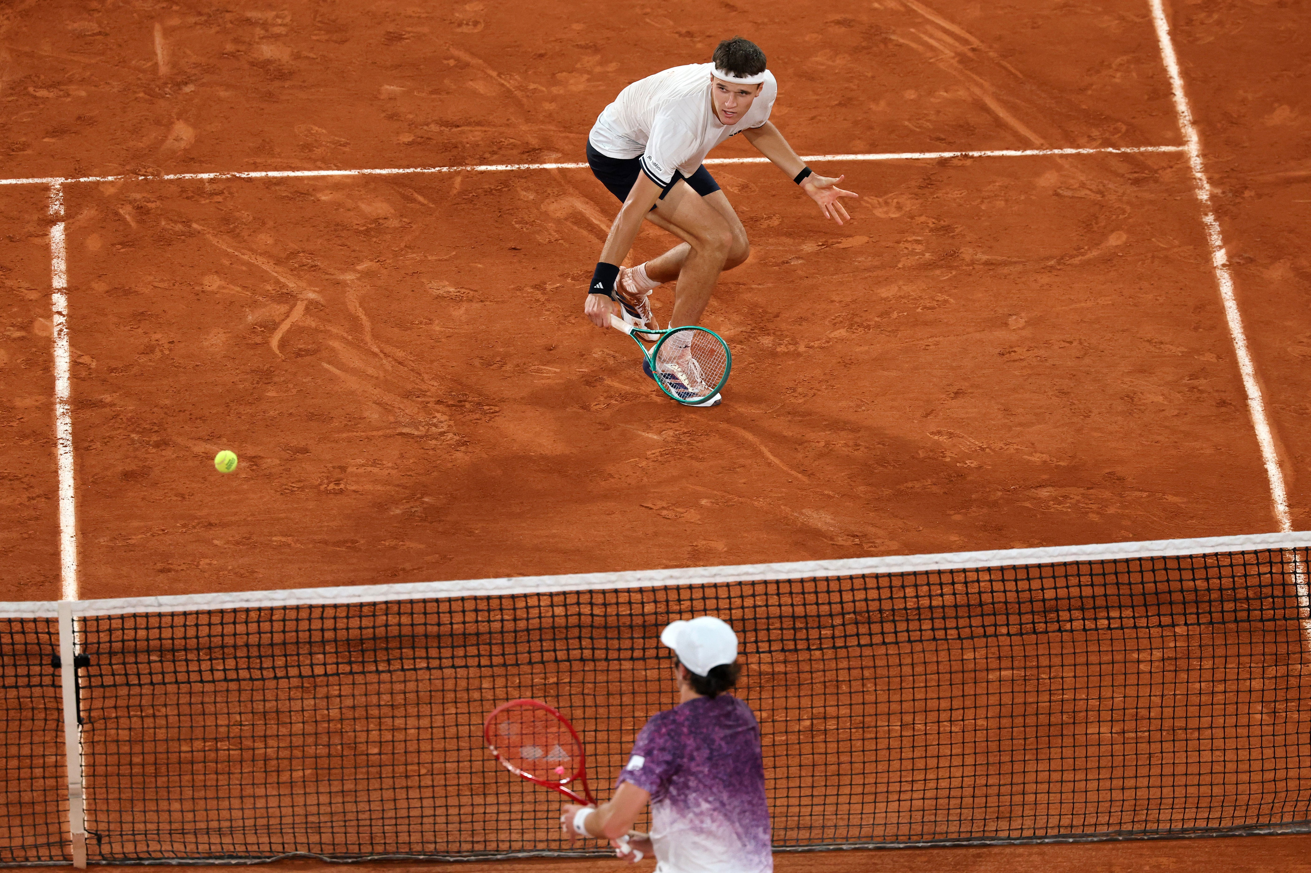 Mensik outlasts Fonseca in battle of starlets but greater test awaits