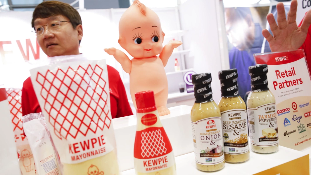 Kewpie and regular mayonnaise compared