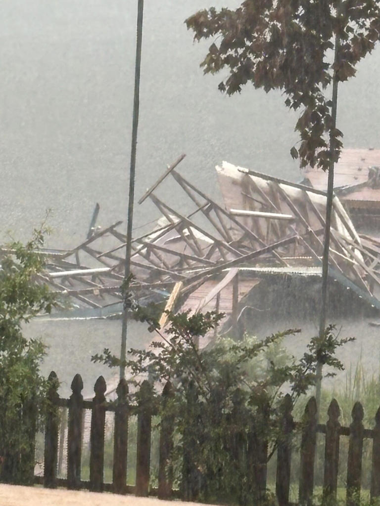 Strong winds destroy man’s boathouse on Lake Tyler East