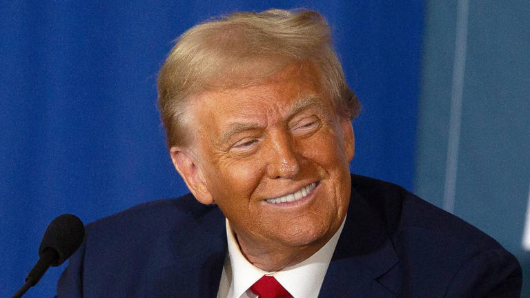 Data expert drops humiliating statistic about Trump’s popularity