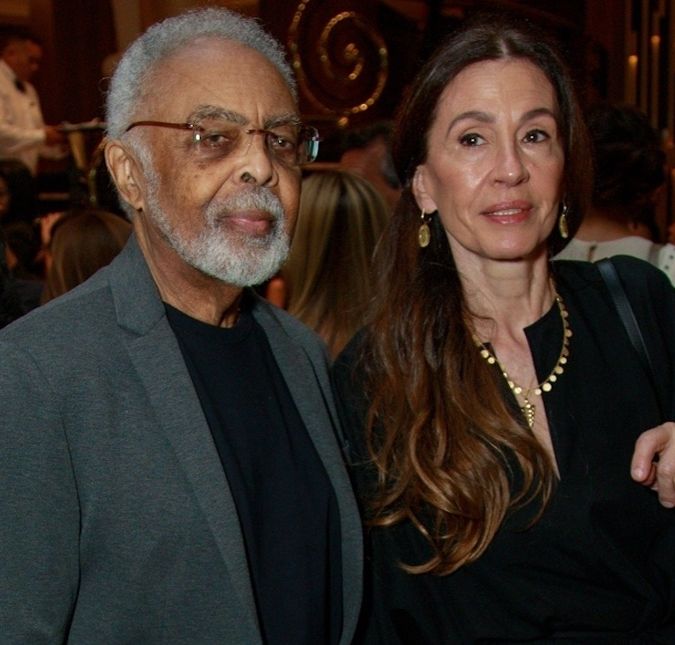 Gilberto Gil celebra aniversário da esposa, Flora Gil