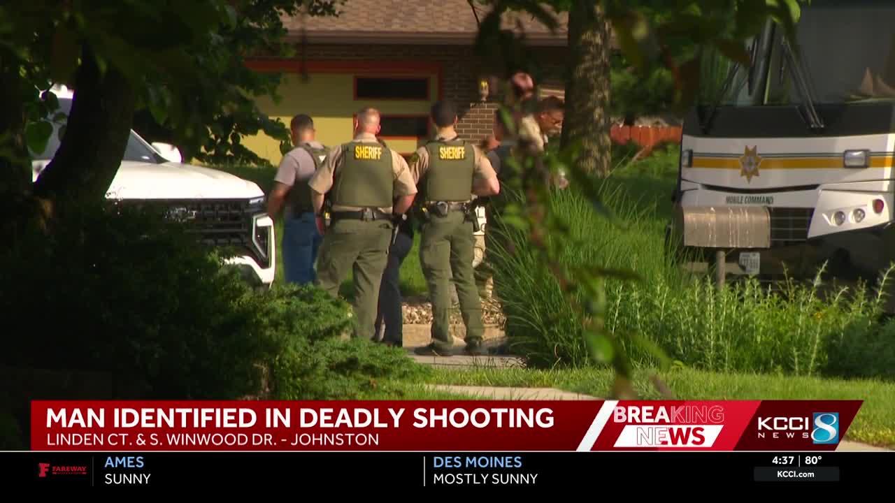 Officials identify Johnston man who died following standoff