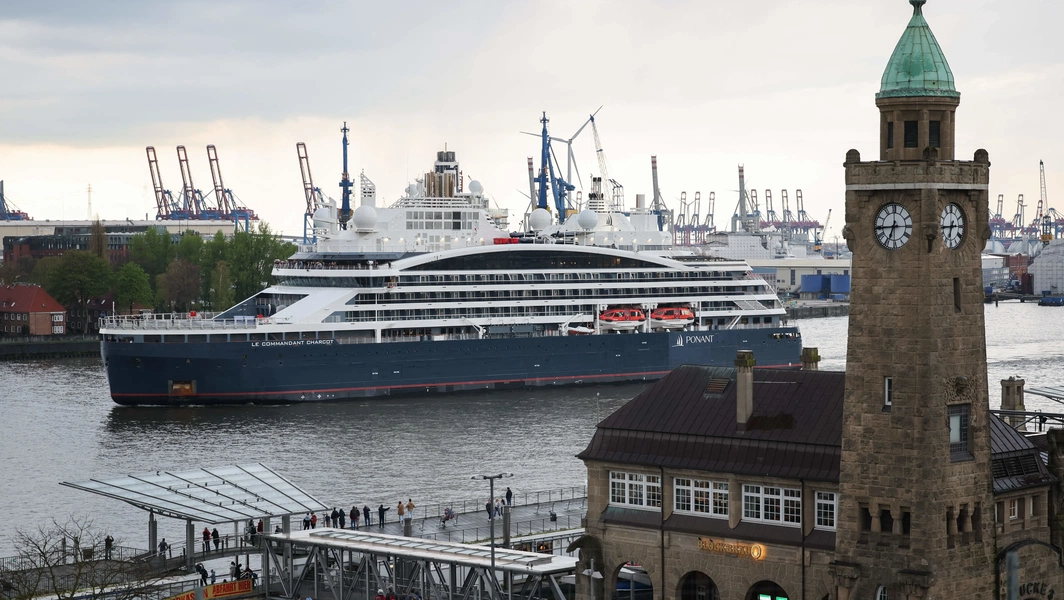 Luxury polar cruises draw attention as demand rises