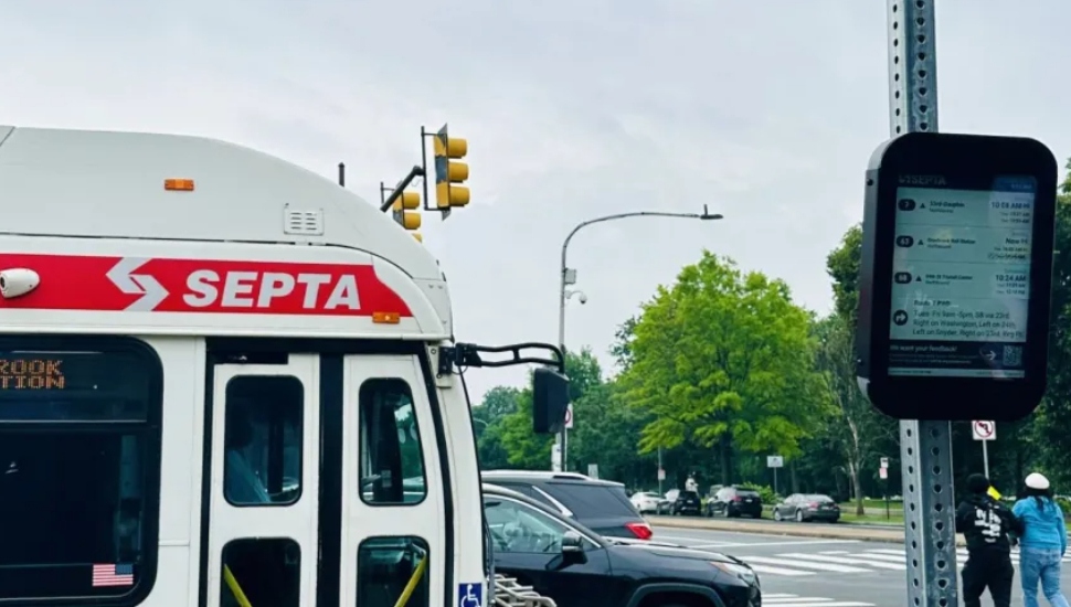 SEPTA installs first digital real-time arrival display at South ...