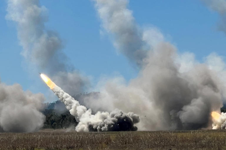 Canada confirms purchase of 26 HIMARS rocket launchers from US government