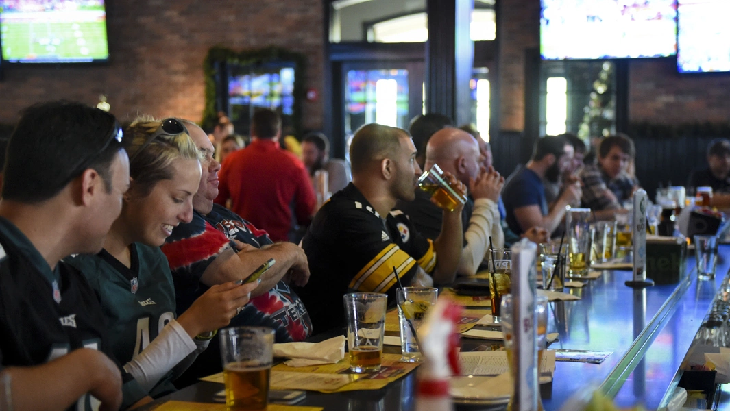 5 cheesesteak chains recommended by chefs